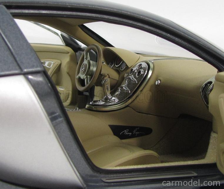 AUTOART 70902 Scale 1/18 | BUGATTI EB16.4 VEYRON 2009 2 TONE GREY MET