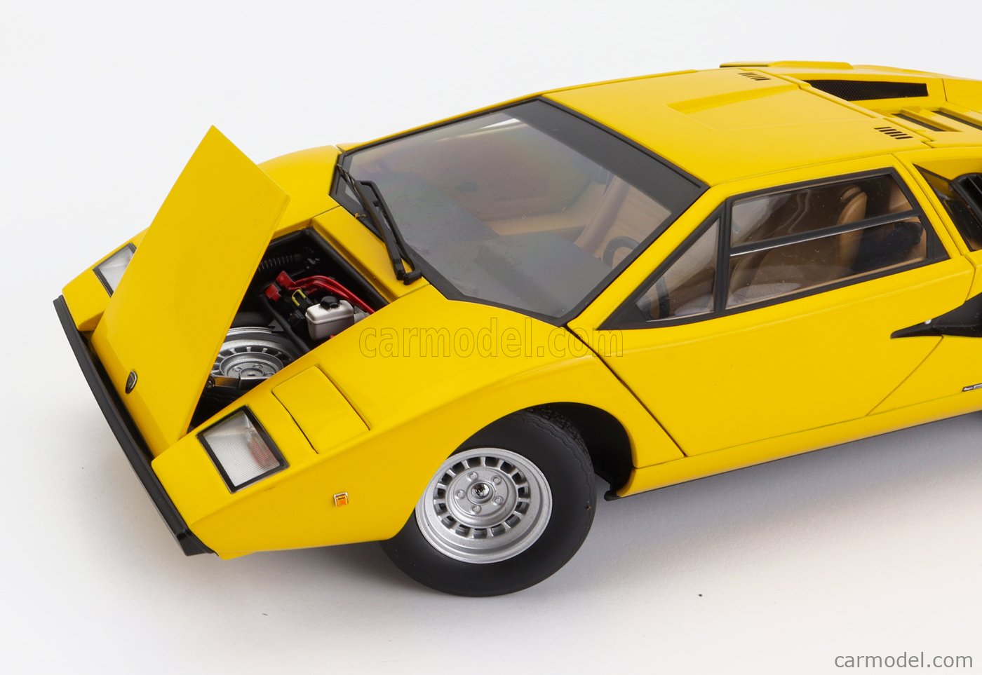 AUTOART 74646 Scale 1/18 | LAMBORGHINI COUNTACH LP400 1970 YELLOW