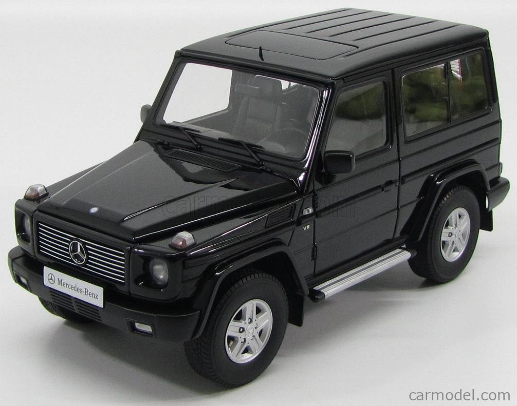 AUTOART 76111 Scale 1/18 | MERCEDES BENZ G-CLASS G500 V8 SWB 2013 BLACK MET