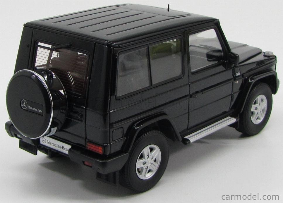 AUTOART 76111 Scale 1/18 | MERCEDES BENZ G-CLASS G500 V8 SWB 2013 BLACK MET