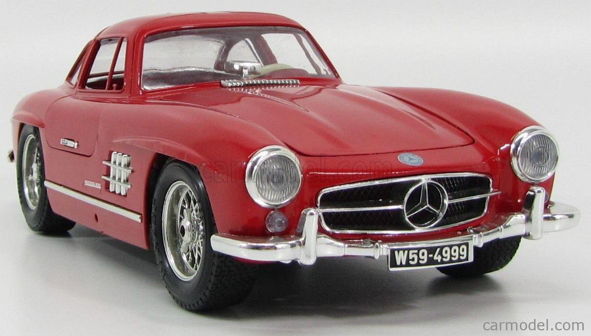 BURAGO 3015 Echelle 1/18 | MERCEDES BENZ 300SL COUPE (W198) 1954 RED