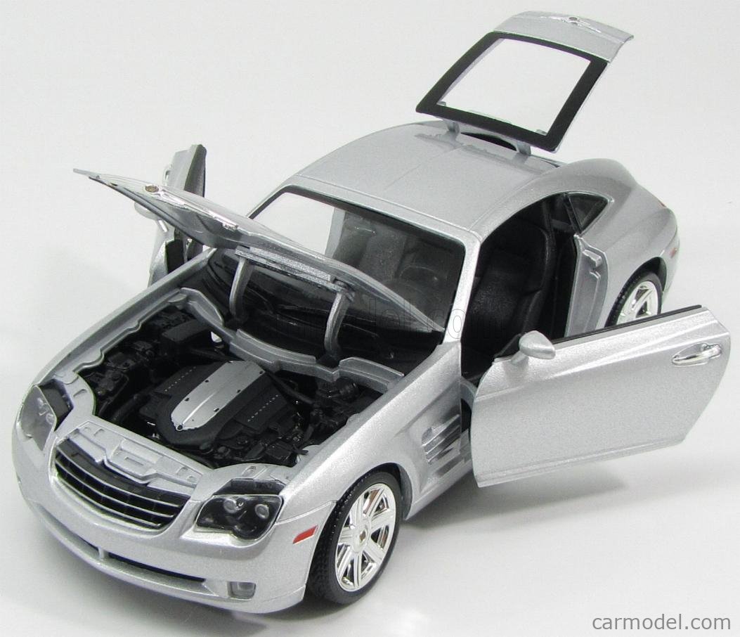 MAISTO 31140S Scale 1/18 | CHRYSLER CROSSFIRE COUPE 2005 SILVER