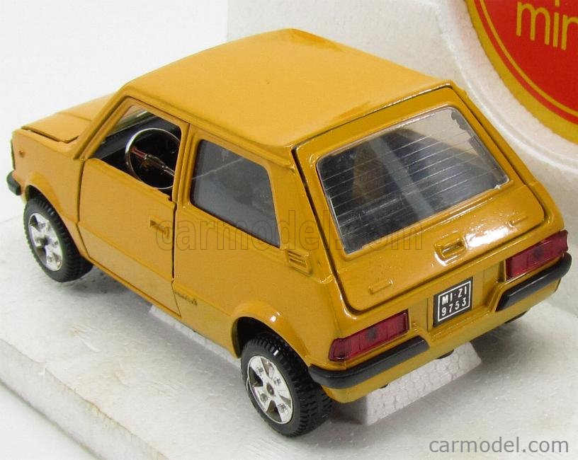 MEBETOYS MATTEL 8578 Scale 1/25 | INNOCENTI MINI 90 YELLOW
