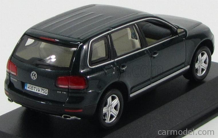 MINICHAMPS 840904111 Scale 1/43 | VOLKSWAGEN TOUAREG V10 2003 GREEN MET