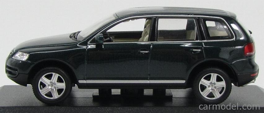 MINICHAMPS 840904111 Scale 1/43 | VOLKSWAGEN TOUAREG V10 2003 GREEN MET