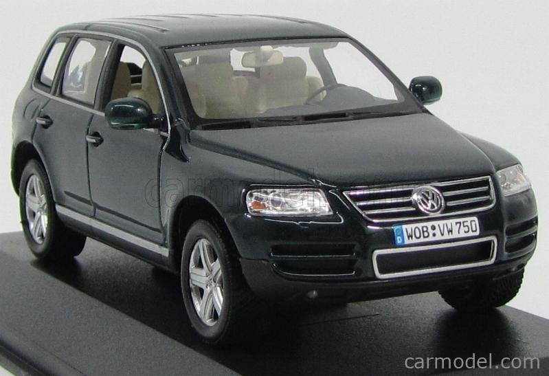 MINICHAMPS 840904111 Scale 1/43 | VOLKSWAGEN TOUAREG V10 2003 GREEN MET