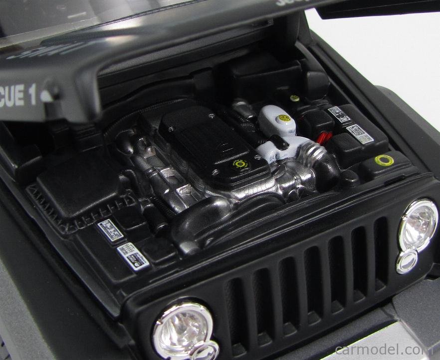 MAISTO 36211BK Scale 1/18 | JEEP RESCUE CONCEPT POLICE SWAT 2005 MATT BLACK