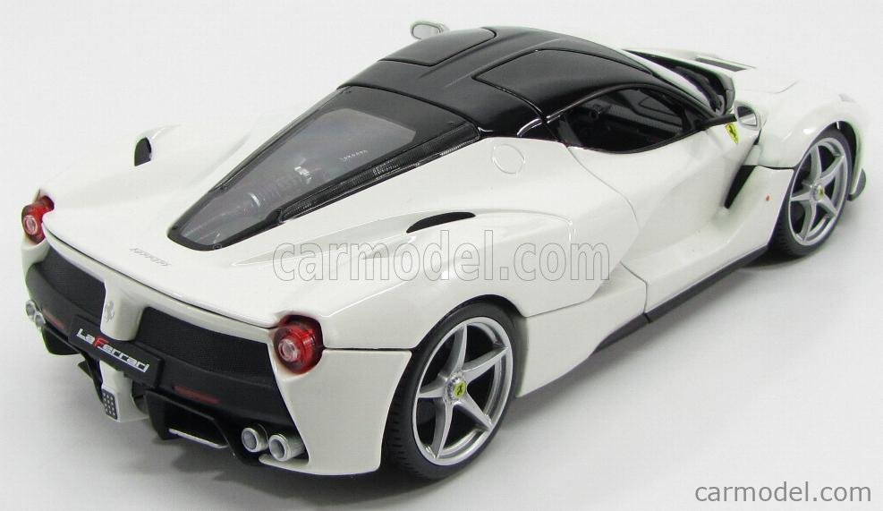 BURAGO 18-16001WH Scale 1/18 | FERRARI LAFERRARI 2013 WHITE