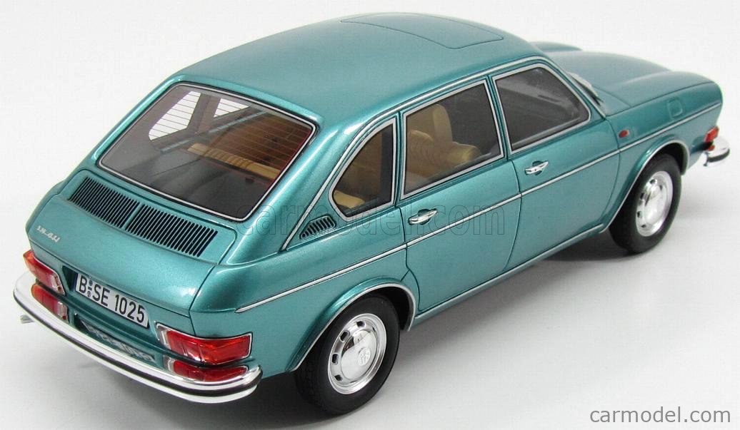 BoS-MODELS BOS033 Escala 1/18 | VOLKSWAGEN 411 FASTBACK 1972 LIGHT ...