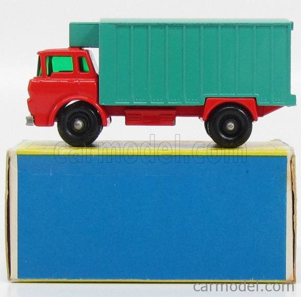 MATCHBOX 44 Scale 1/66 | GMC REFRIGERATOR TRUCK RED GREEN